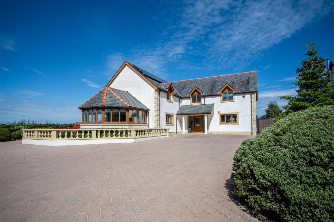 232 M² House ∙ 4 Bedrooms ∙ 8 Guests - Amroth