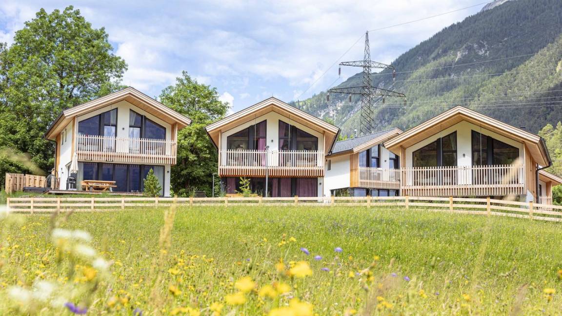 130 M² Ferienhaus ∙ 4 Schlafzimmer ∙ 8 Gäste - Ehrwald