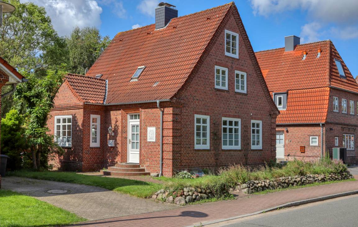 100 M² Ferienhaus ∙ 1 Schlafzimmer ∙ 4 Gäste - Leck