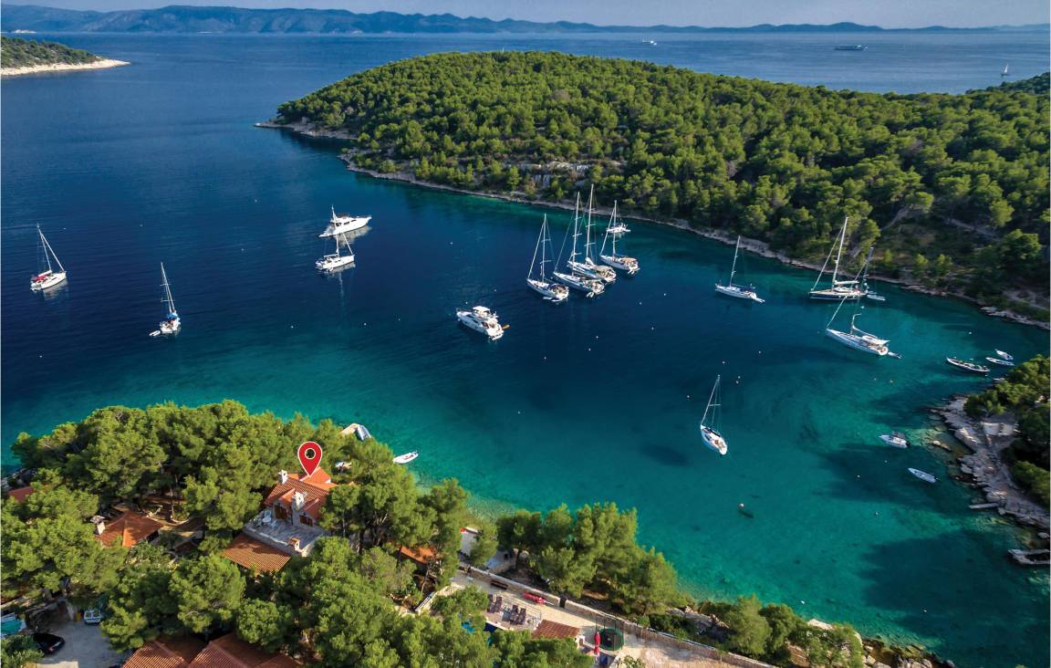 205 M² Ferienhaus ∙ 5 Schlafzimmer ∙ 10 Gäste - Milna