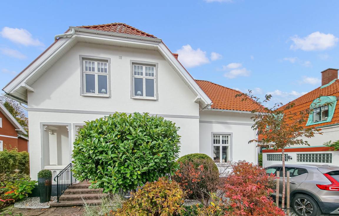 235 M² Ferienhaus ∙ 5 Schlafzimmer ∙ 10 Gäste - Ängelholm