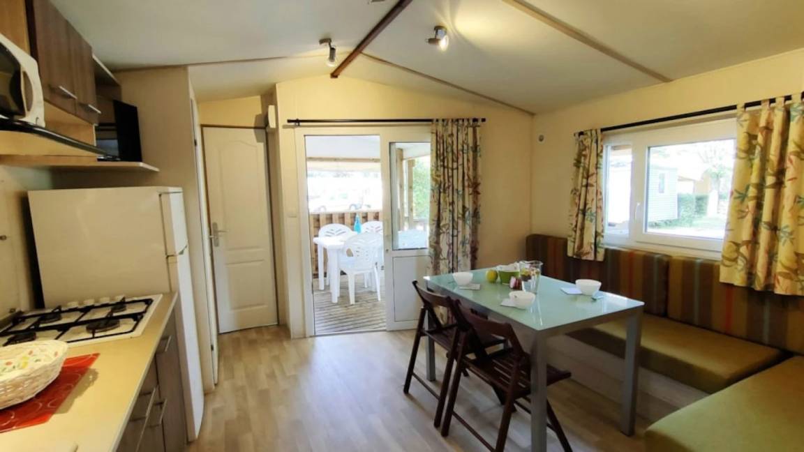 23 M² Camping ∙ 2 Chambres ∙ 3 Personnes - Le Lavandou