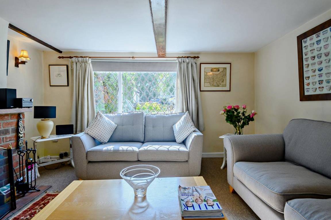 Cottage ∙ 2 Bedrooms ∙ 4 Guests - Framlingham