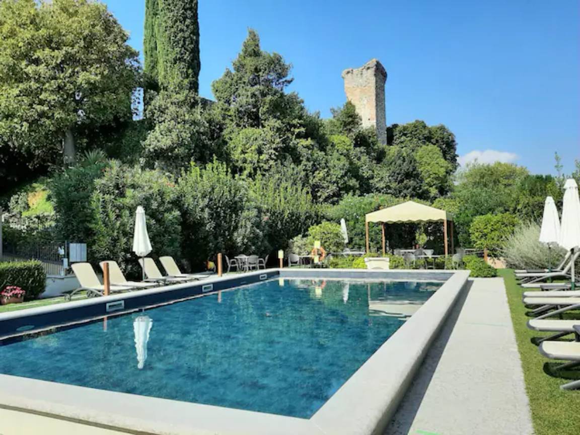 100 M² Apartment ∙ 3 Bedrooms ∙ 7 Guests - Gardone Riviera