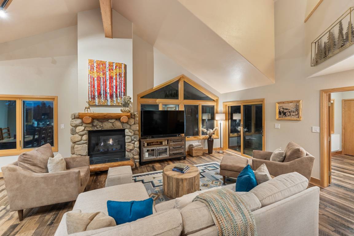 170 M² House ∙ 3 Bedrooms ∙ 9 Guests - Silverthorne, CO