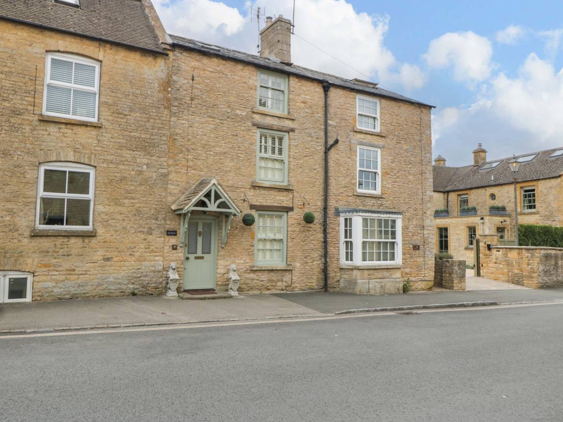 Cottage ∙ 3 Bedrooms ∙ 6 Guests - Stow-on-the-Wold