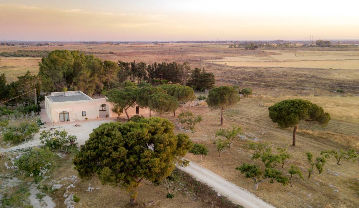 150 M² Ferienhaus ∙ 2 Schlafzimmer ∙ 4 Gäste - Lecce