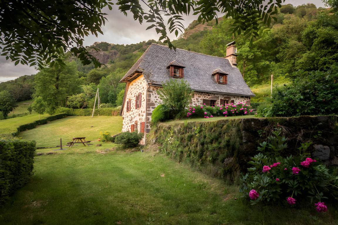 100 M² Huis ∙ 3 Slaapkamers ∙ 6 Gasten - Vic-sur-Cère