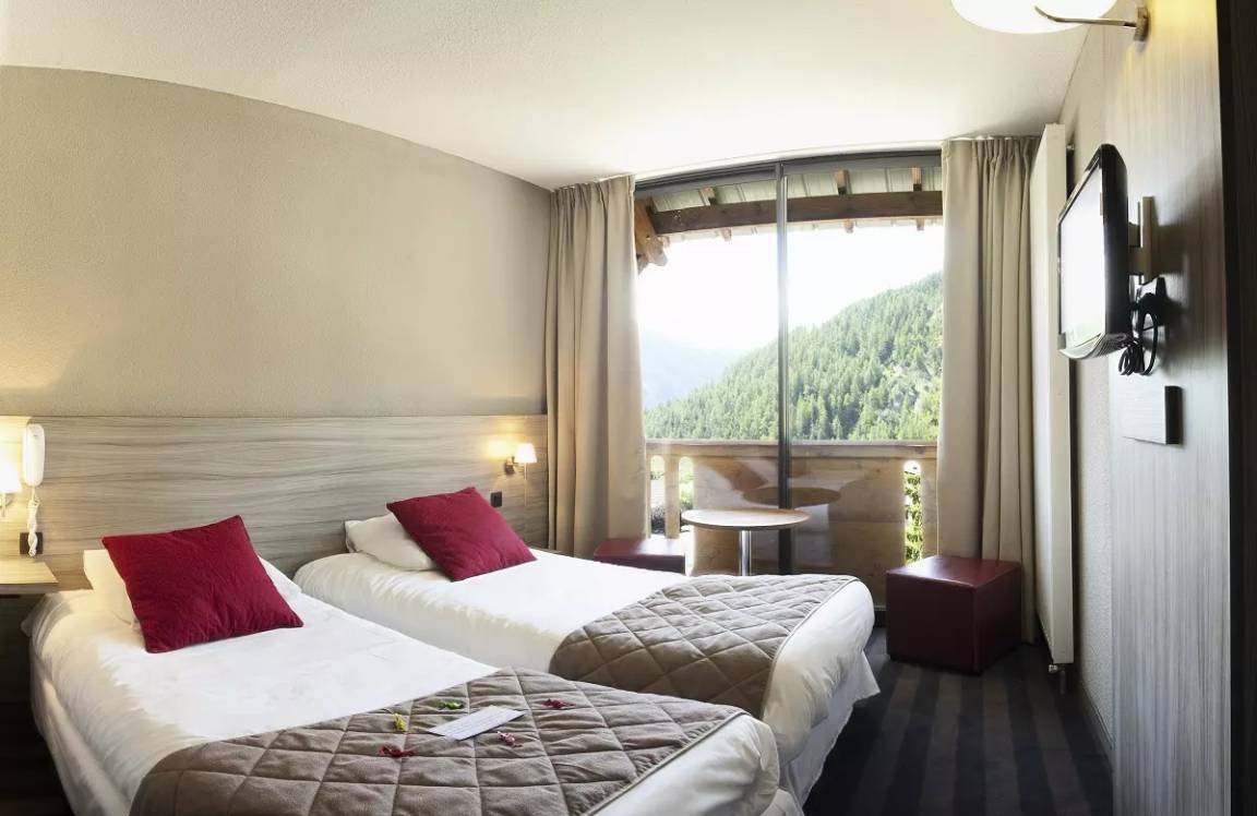 18 M² Hôtel ∙ 1 Chambre ∙ 2 Personnes - Les Orres