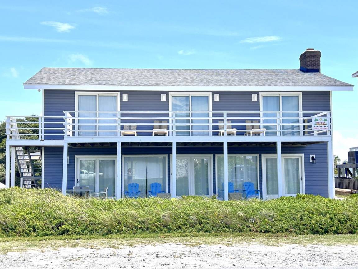 House ∙ 5 Bedrooms ∙ 16 Guests - Southport, NC