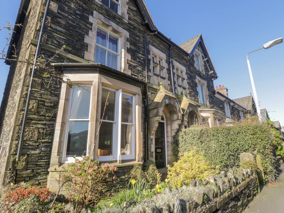 Cottage ∙ 4 Bedrooms ∙ 8 Guests - Windermere, UK