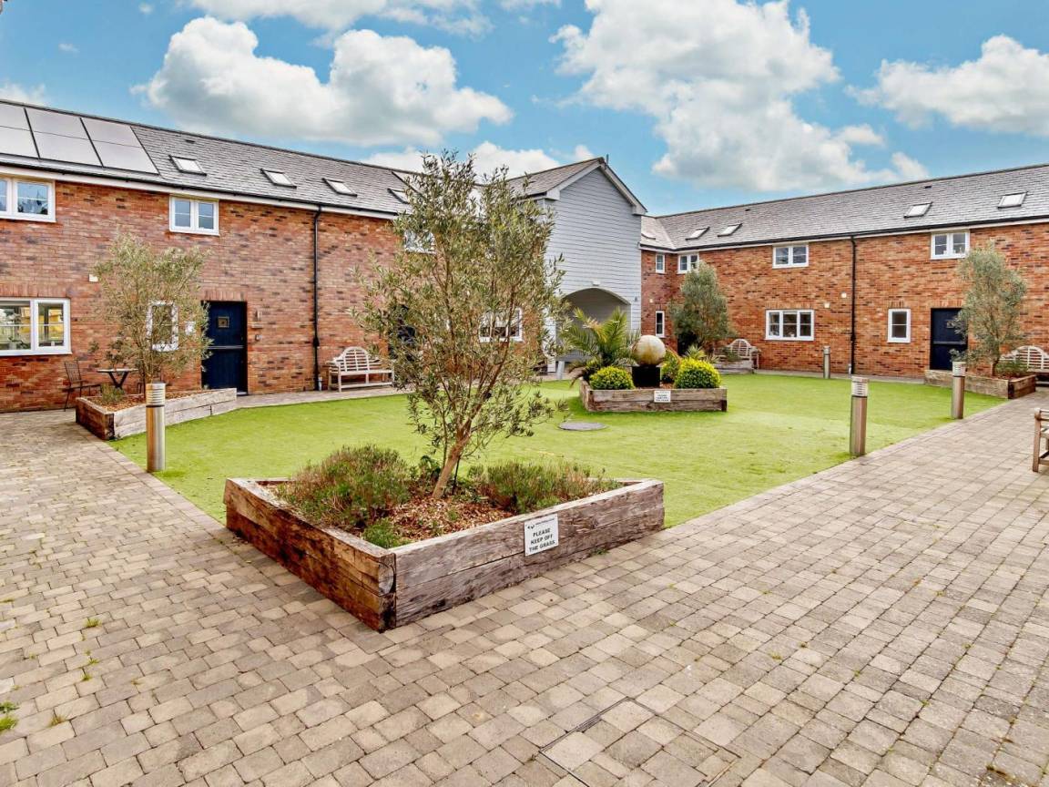 Cottage ∙ 3 Bedrooms ∙ 6 Guests - Portsmouth