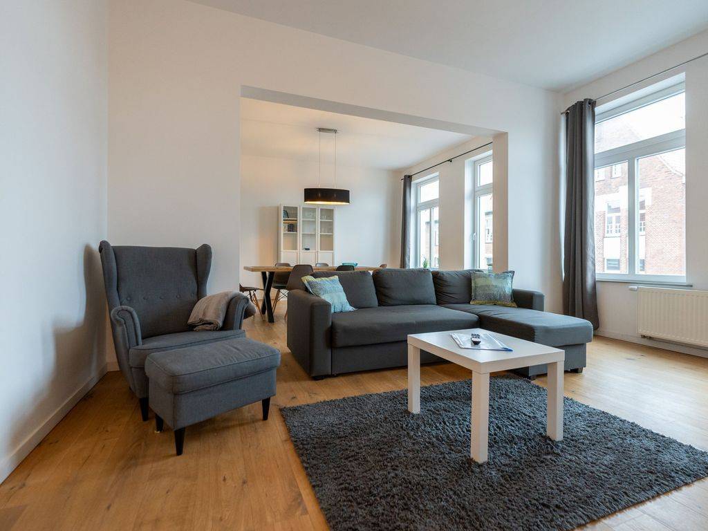 112 M² Ferienwohnung ∙ 3 Schlafzimmer ∙ 6 Gäste - Varel