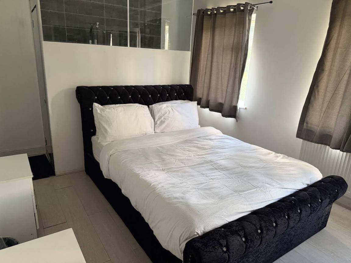 85 M² Casa Vacanza ∙ 5 Camere Da Letto ∙ 10 Ospiti - Barking