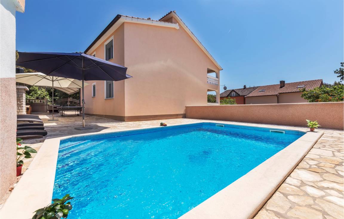 129 M² Casa ∙ 4 Habitaciones ∙ 10 Huéspedes - Rovinj