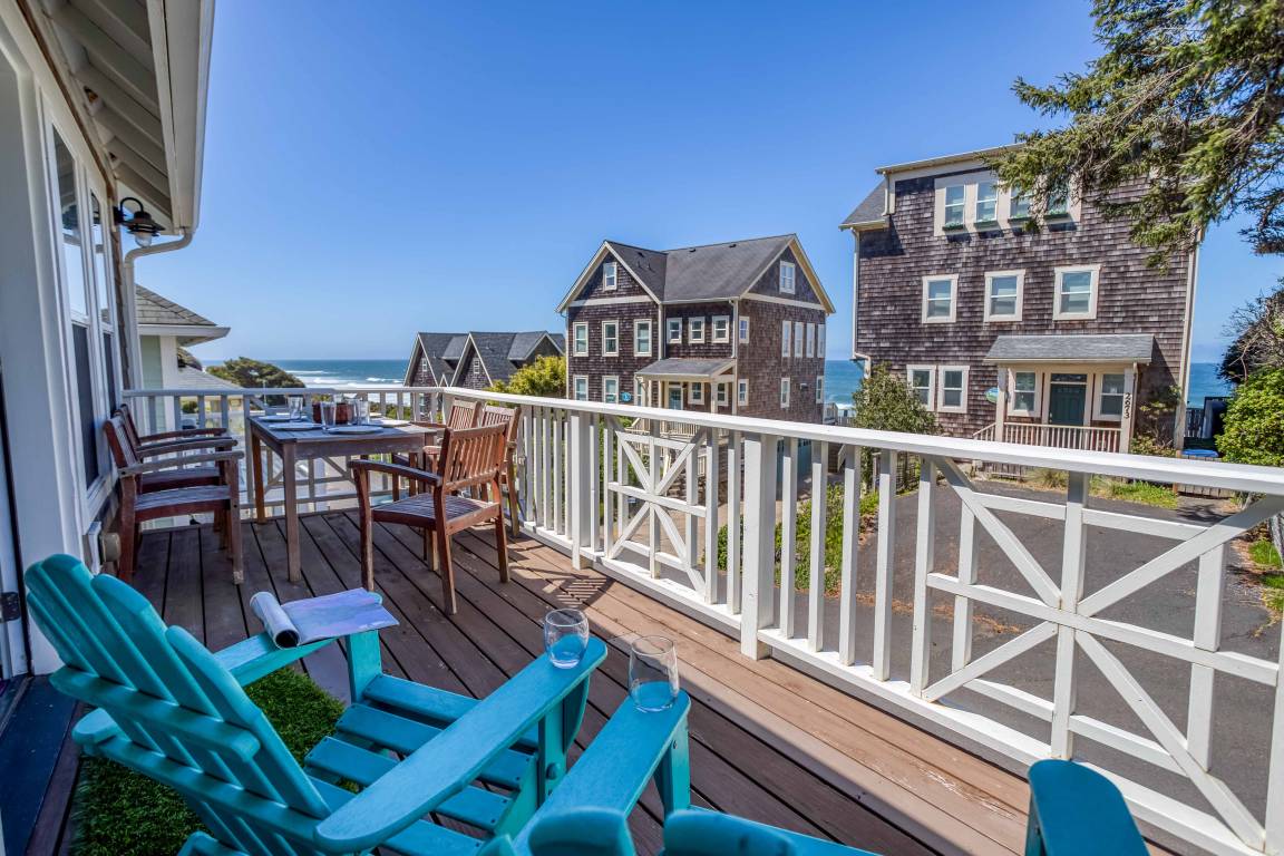 151 M² House ∙ 4 Bedrooms ∙ 10 Guests - Lincoln City, OR