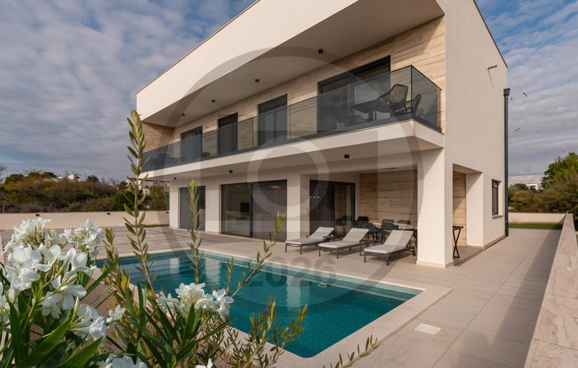 216 M² Ferienhaus ∙ 4 Schlafzimmer ∙ 10 Gäste - Vir, Kroatien