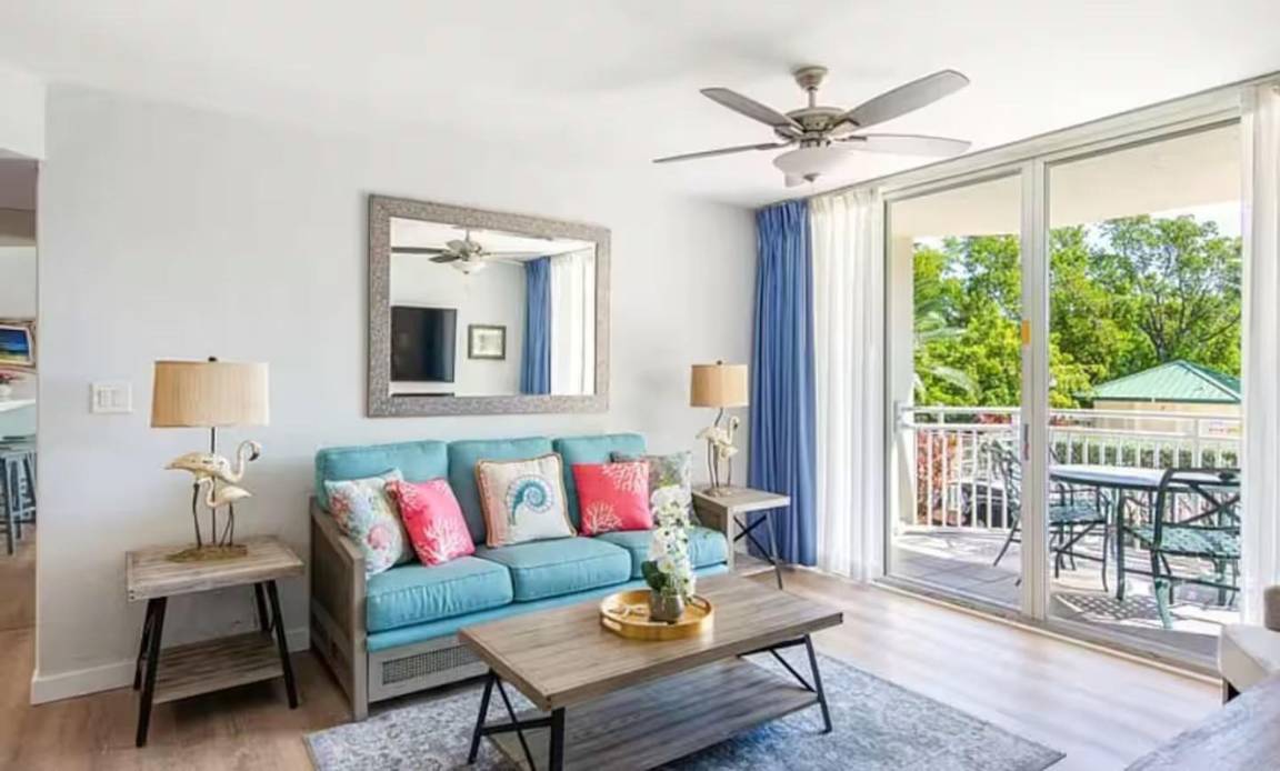 74 M² Huoneisto ∙ 2 Makuuhuonetta ∙ 6 Vierasta - Key West, FL