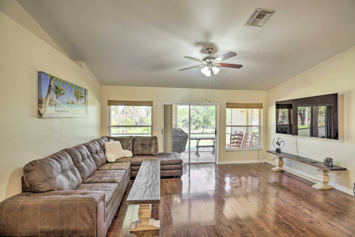 185 M² House ∙ 4 Bedrooms ∙ 8 Guests - Lehigh Acres, FL