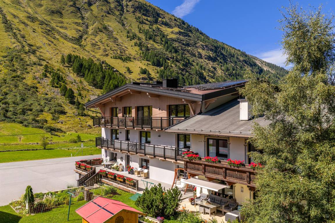 Hotel ∙ 2 Guests - Obergurgl