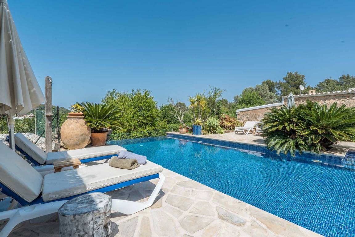 300 M² Casa Rural ∙ 5 Habitaciones ∙ 10 Huéspedes - Islas de Ibiza
