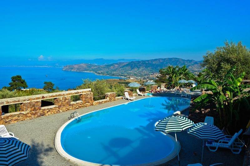 60 M² Private Room ∙ 1 Bedroom ∙ 4 Guests - Sicily