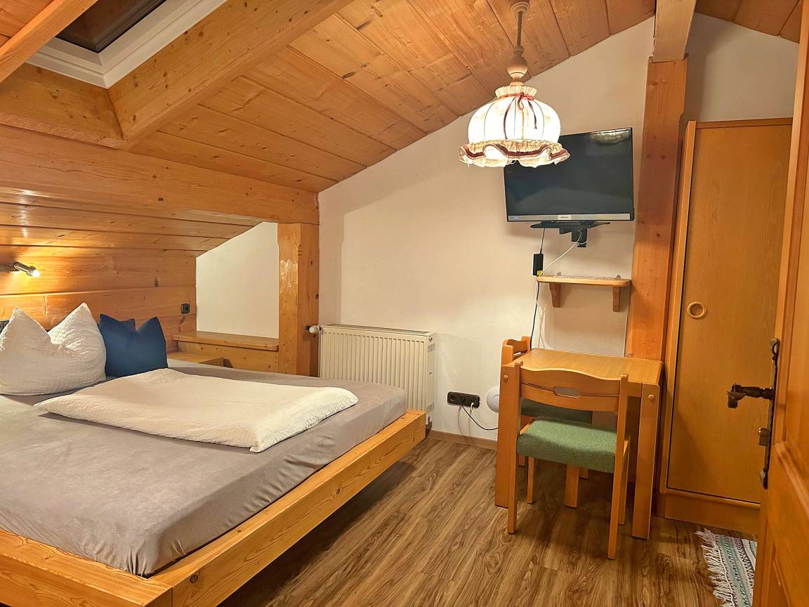 17 M² Ferienwohnung ∙ 1 Gast - Traunstein