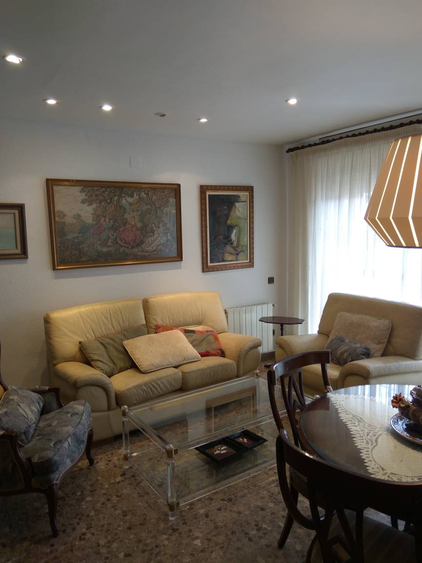 140 M² Apartamento ∙ 3 Habitaciones ∙ 6 Huéspedes - Calafell