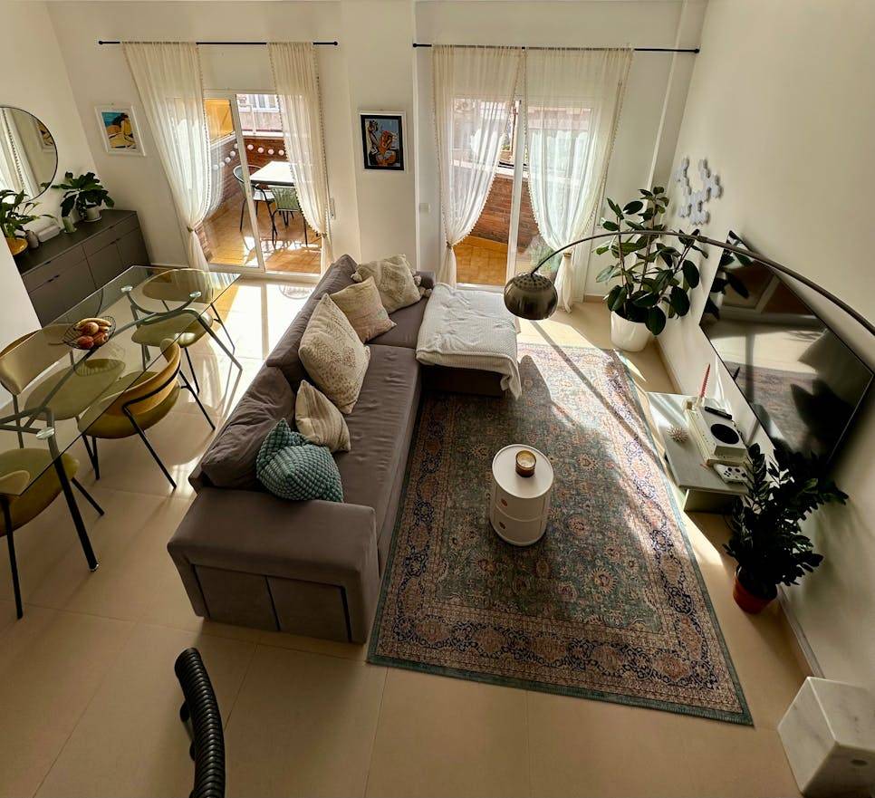 87 M² Apartamento ∙ 1 Habitación ∙ 4 Huéspedes - Badalona