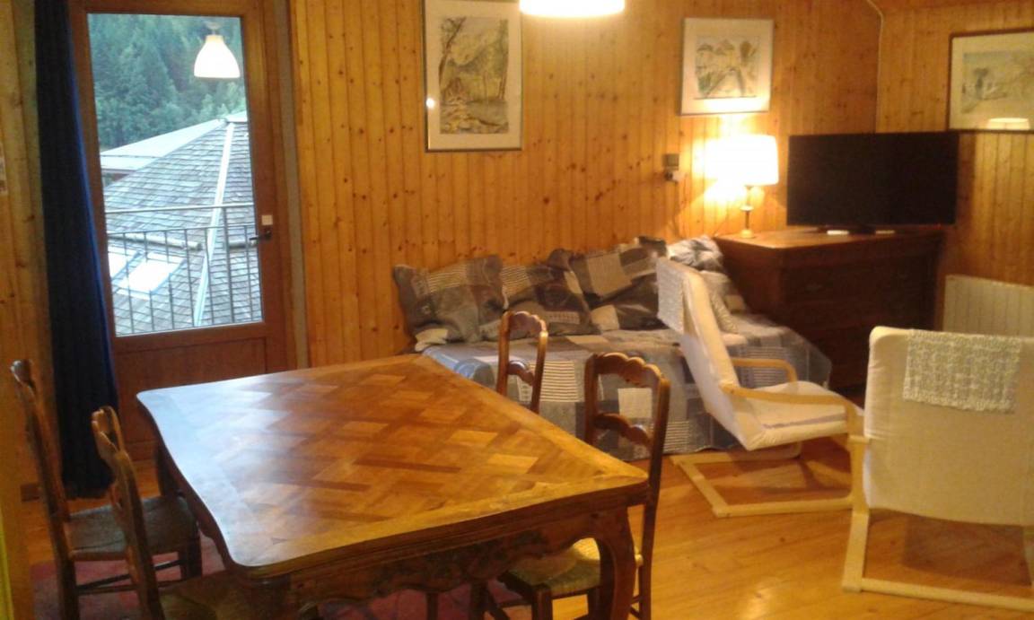 76 M² Appartement ∙ 2 Chambres ∙ 8 Personnes - Thônes