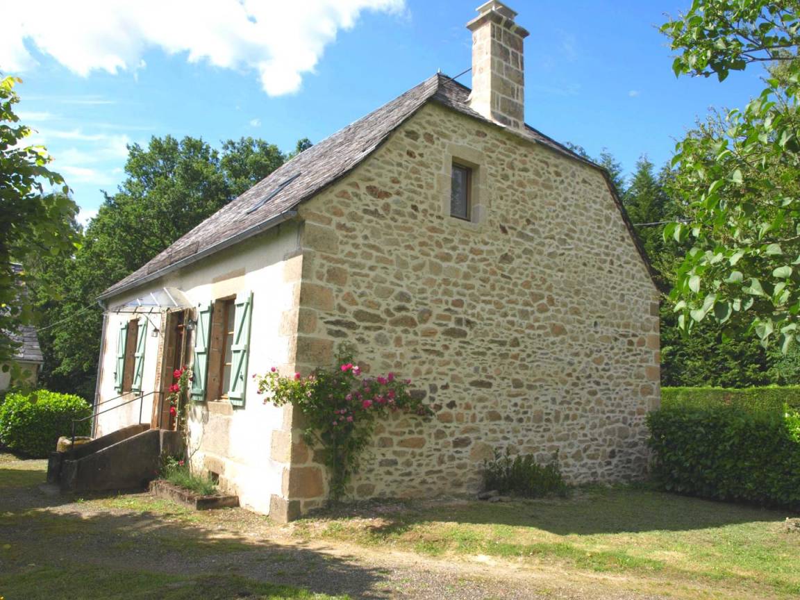 110 M² Gîte ∙ 3 Chambres ∙ 6 Personnes - Marcillac-la-Croisille