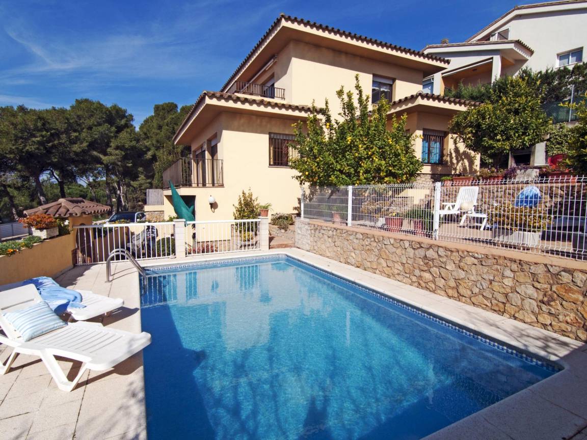 201 M² Villa ∙ 5 Chambres ∙ 9 Personnes - L'Escala