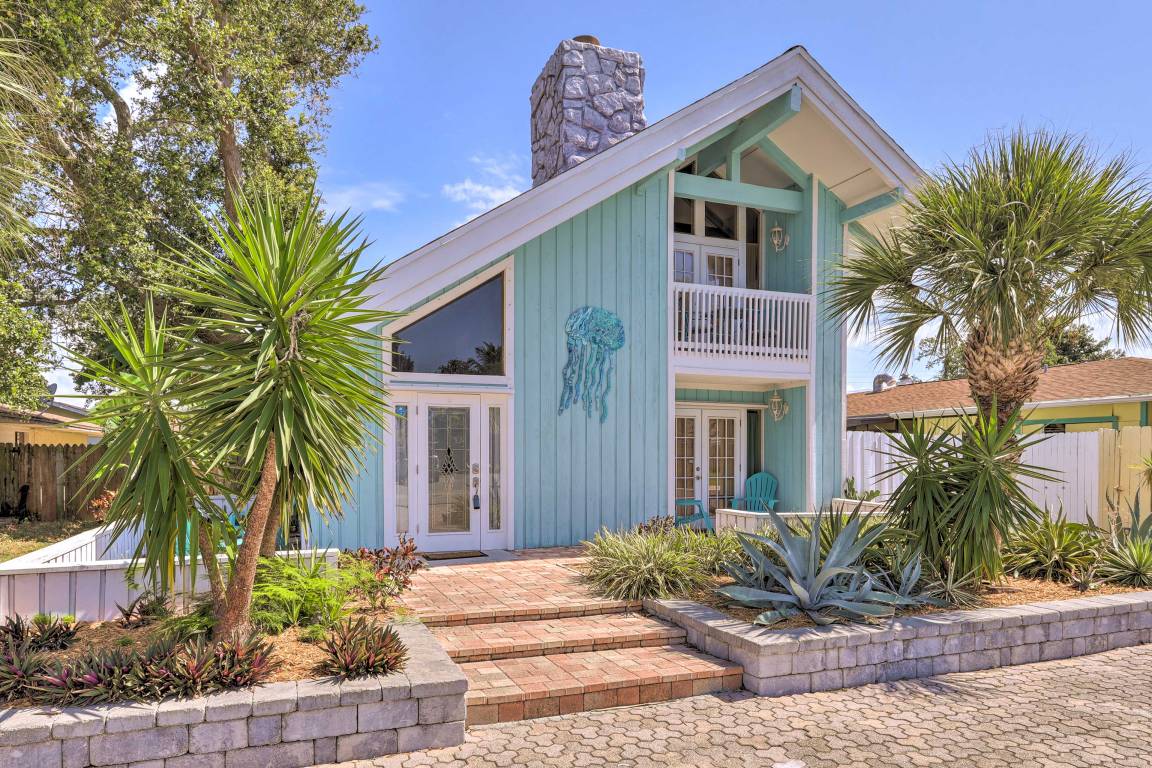 139 M² Cottage ∙ 3 Bedrooms ∙ 8 Guests - Cape Canaveral, FL