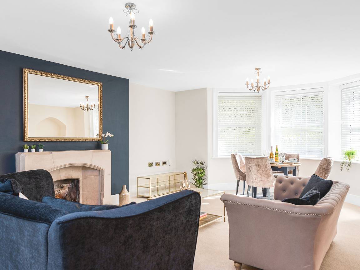 Cottage ∙ 2 Bedrooms ∙ 4 Guests - Bristol