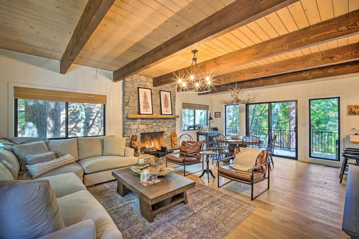 198 M² House ∙ 4 Bedrooms ∙ 10 Guests - Lake Arrowhead, CA