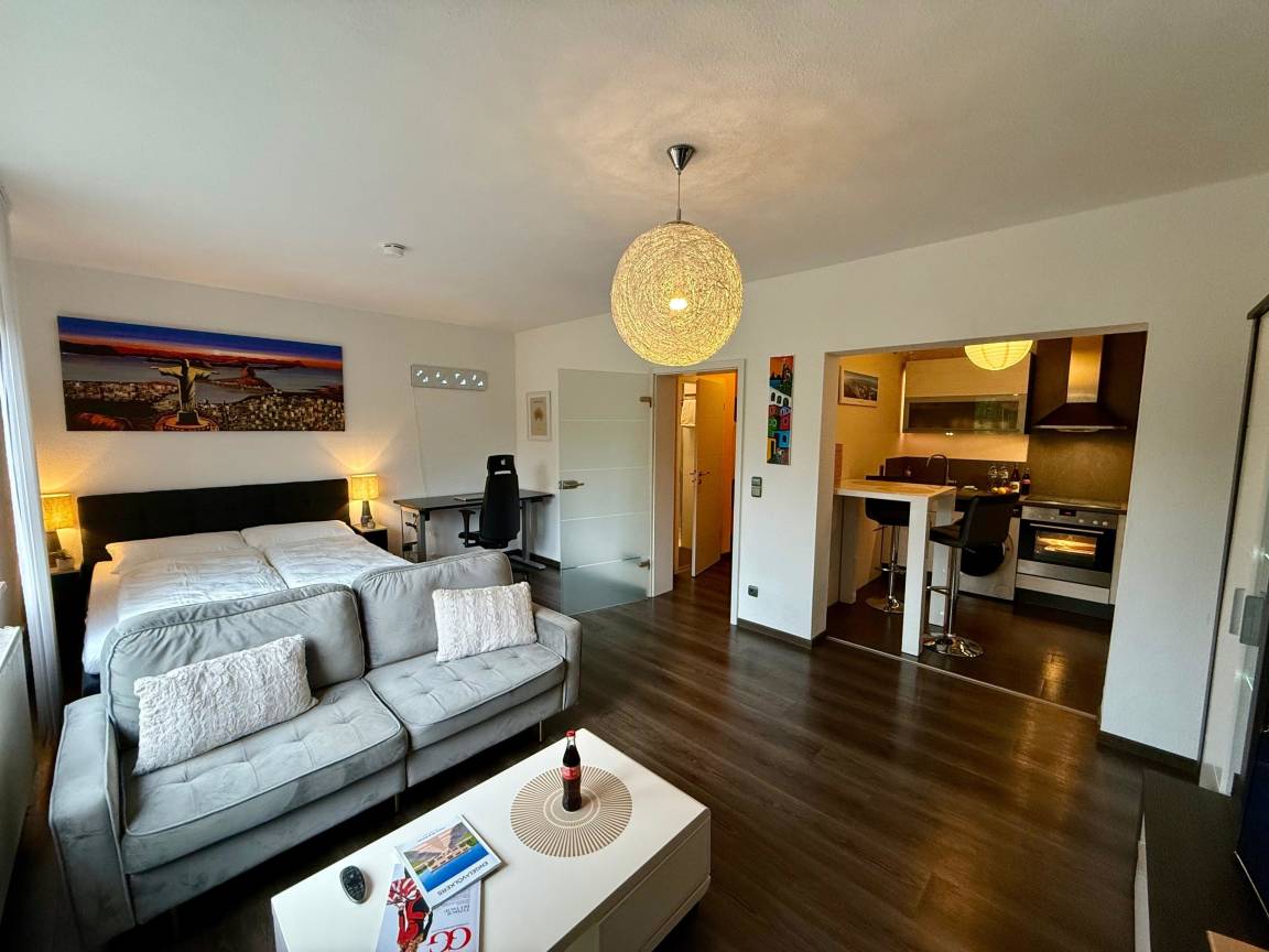 40 M² Ferienwohnung ∙ 1 Schlafzimmer ∙ 3 Gäste - Gera