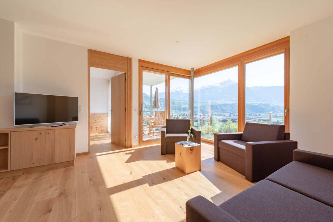 80 M² Chalet ∙ 2 Bedrooms ∙ 4 Guests - Tirol