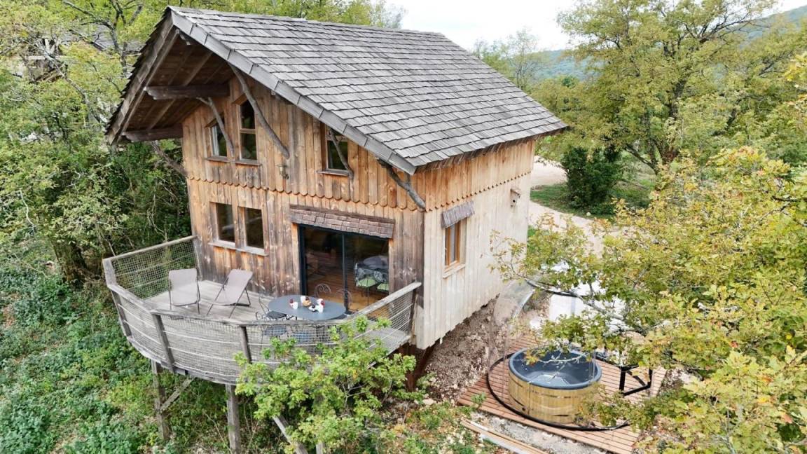 65 M² Gîte ∙ 2 Chambres ∙ 5 Personnes - Ain