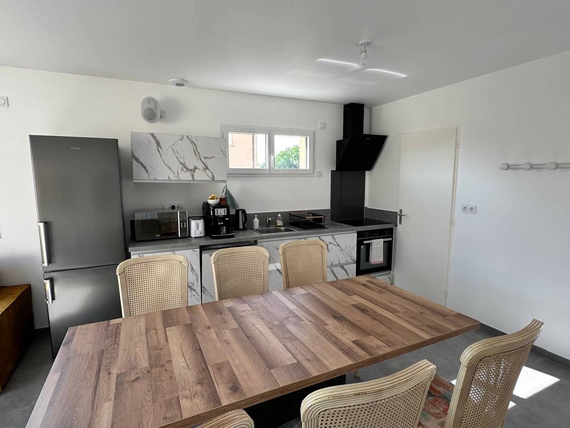 50 M² Appartement ∙ 5 Chambres ∙ 10 Personnes - Aéroport de Lyon-Saint Exupéry (LYS)