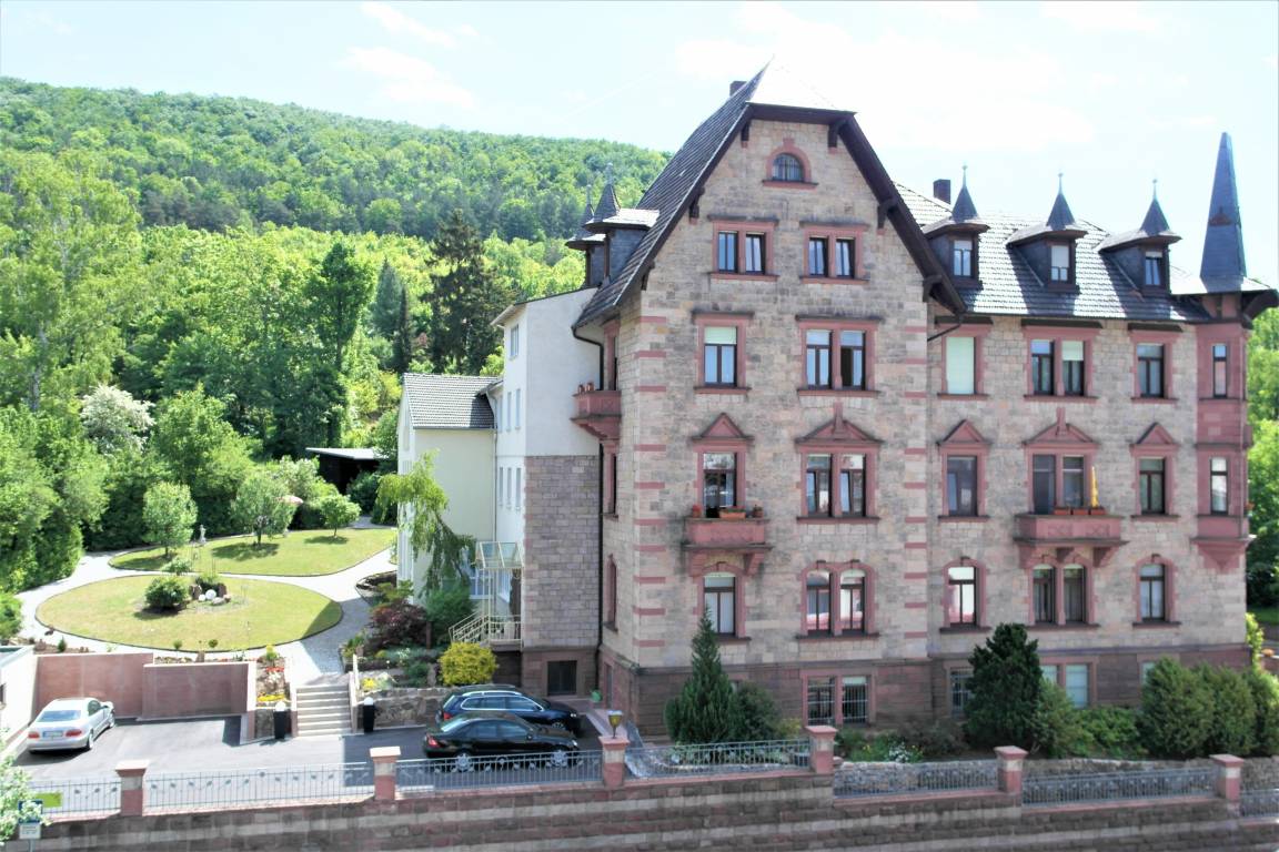 30 M² Ferienwohnung ∙ 1 Schlafzimmer ∙ 2 Gäste - Bad Kissingen