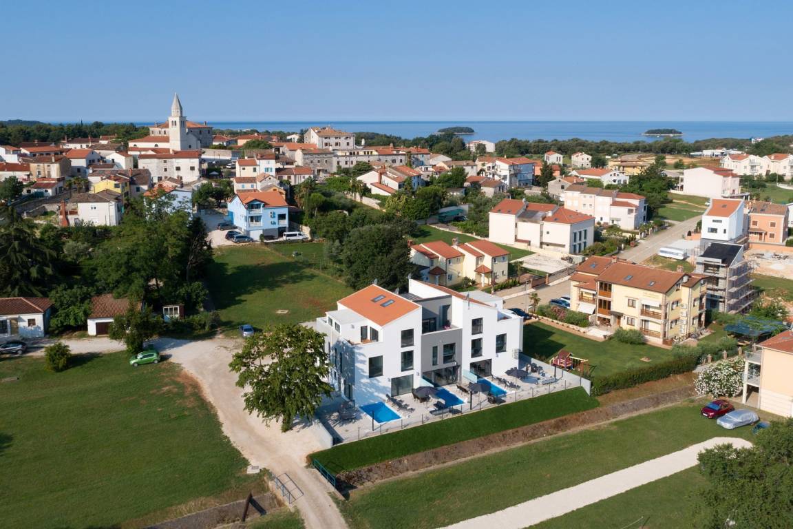 144 M² Villa ∙ 3 Bedrooms ∙ 6 Guests - Vrsar