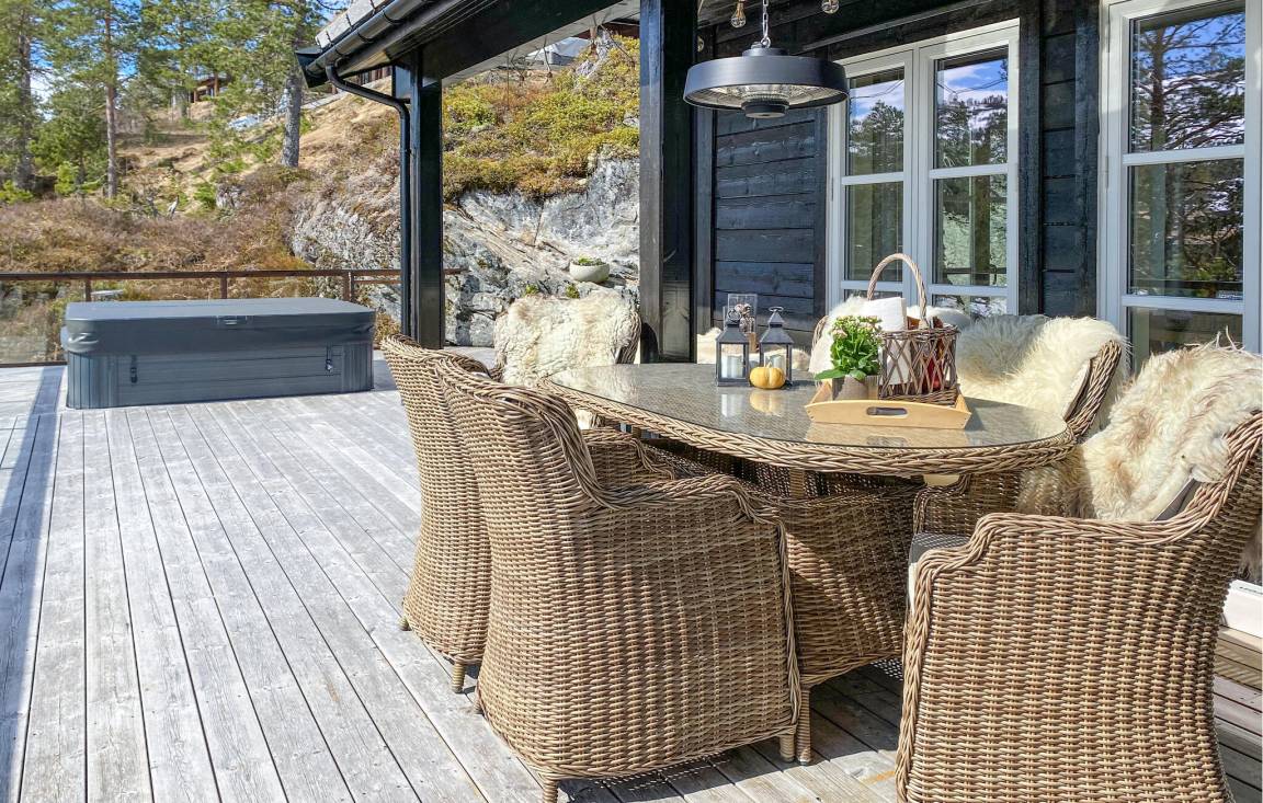 145 M² House ∙ 4 Bedrooms ∙ 8 Guests - Loen