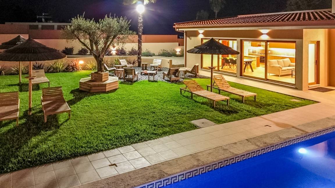 470 M² Vivenda ∙ 5 Quartos ∙ 11 Hóspedes - Barcelos