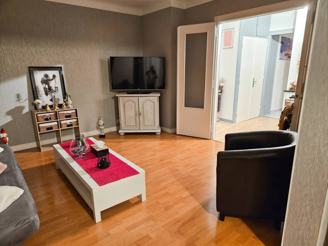 82 M² Apartment ∙ 2 Bedrooms ∙ 4 Guests - Metz