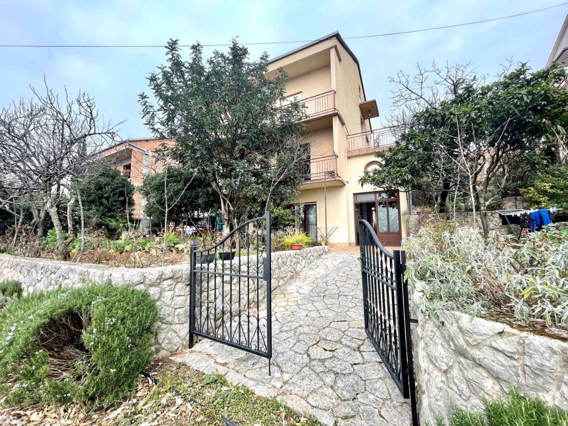 35 M² Ferienwohnung ∙ 2 Schlafzimmer ∙ 4 Gäste - Dramalj