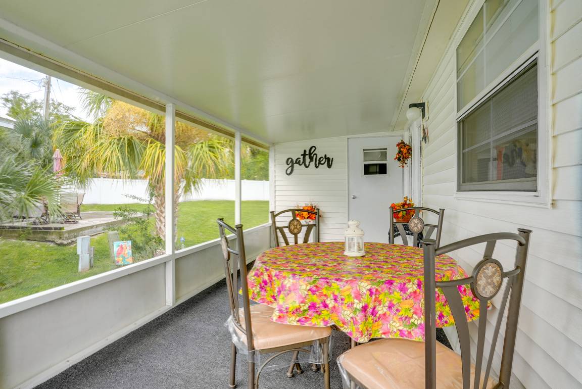 89 M² Cottage ∙ 2 Bedrooms ∙ 5 Guests - Lakeland, FL