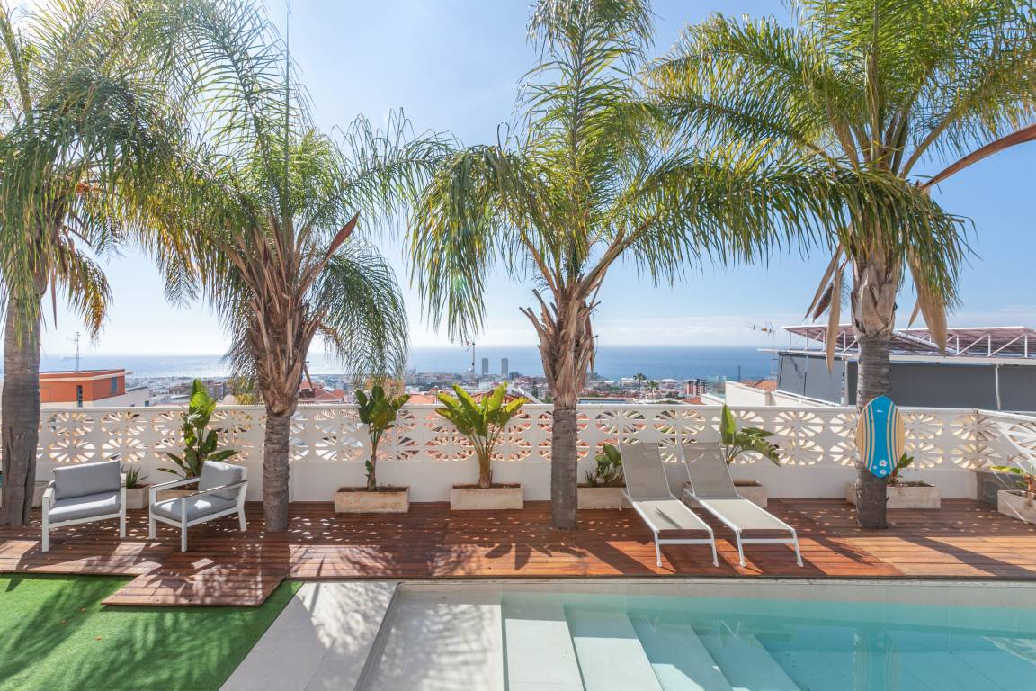 100 M² Apartamento ∙ 2 Habitaciones ∙ 6 Huéspedes - Santa Cruz de Ténérife