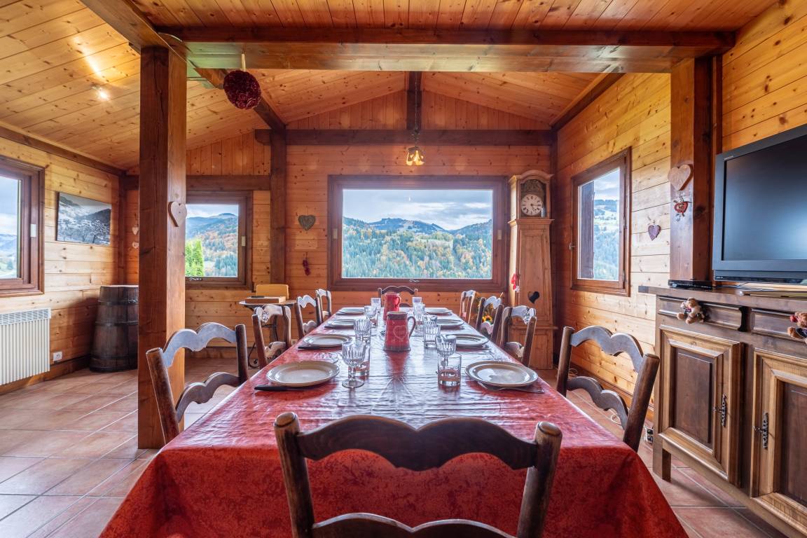 170 M² Chalet ∙ 5 Bedrooms ∙ 9 Guests - Flumet