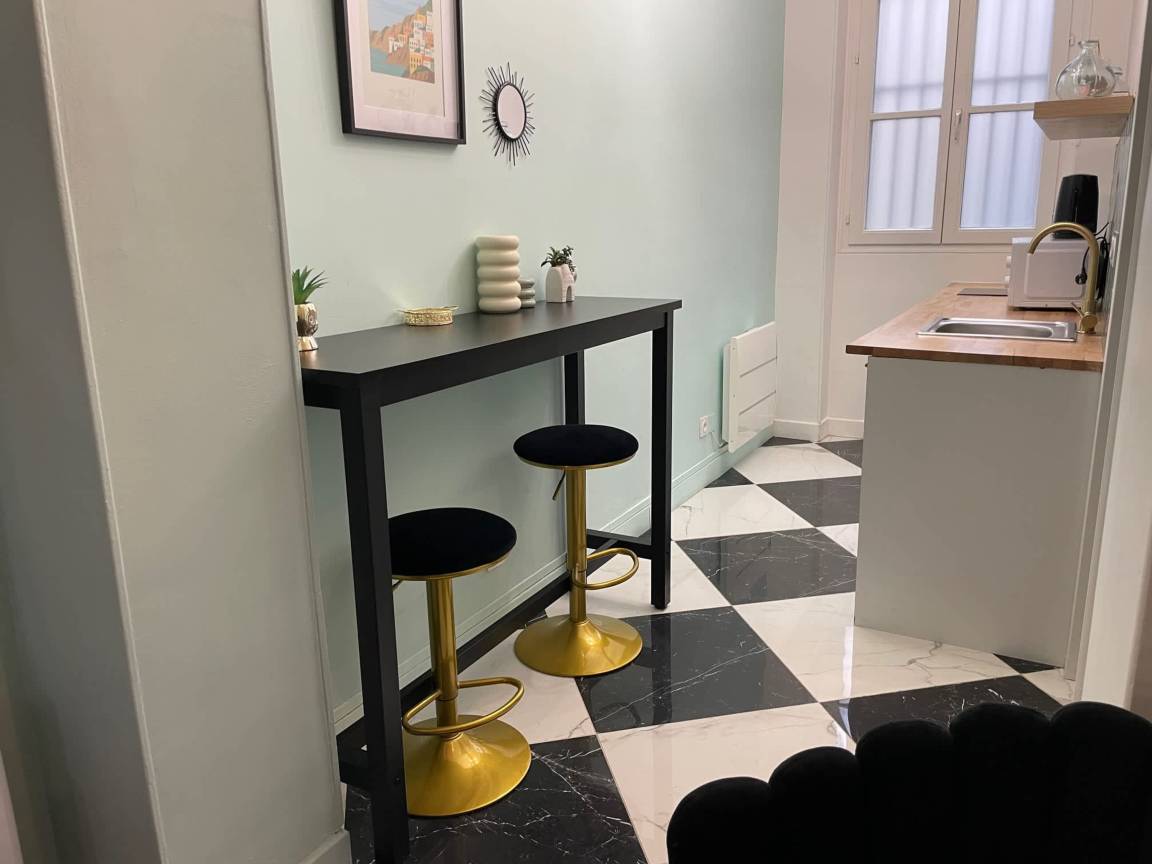 Appartement ∙ 2 Personnes - Porte de Clignancourt