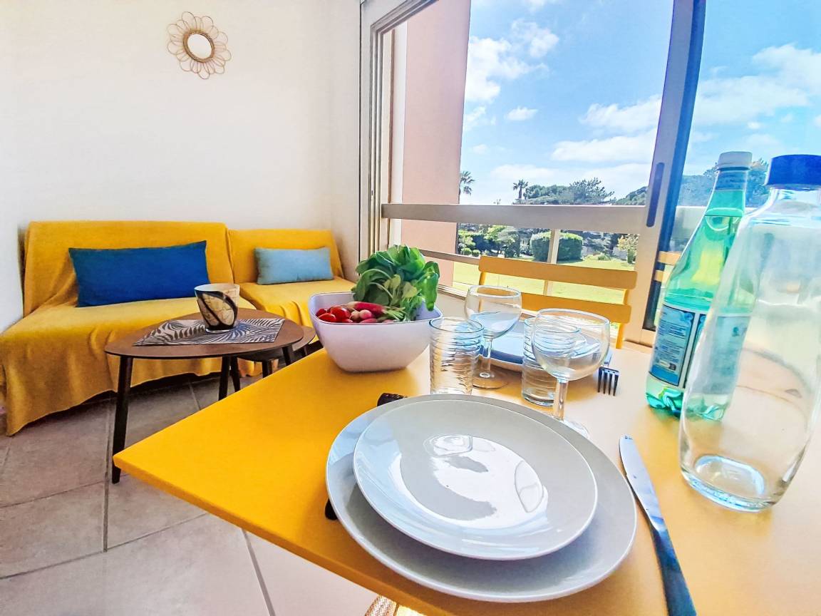 28 M² Maison De Vacances ∙ 1 Chambre ∙ 2 Personnes - Ollioules